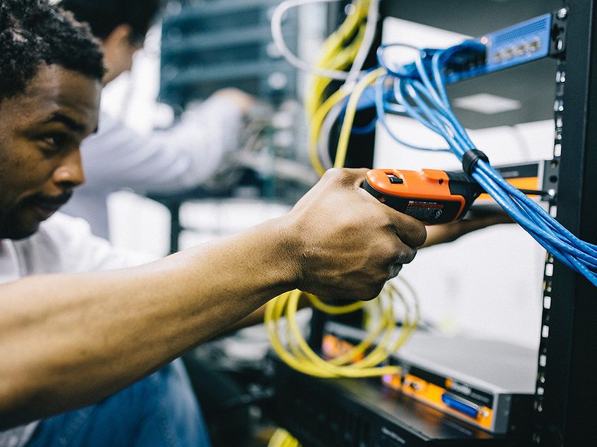How Wireless Power Is Transforming Manufacturing | 2020-06-05 ...