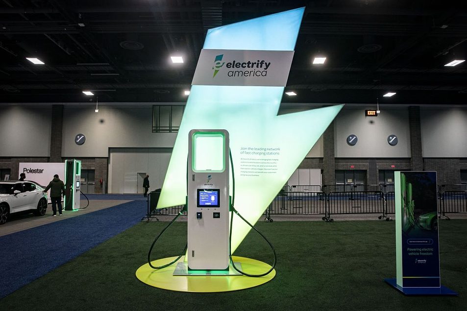 EU Aims for U.S. Deal to Resolve EV Subsidy Dispute | SupplyChainBrain