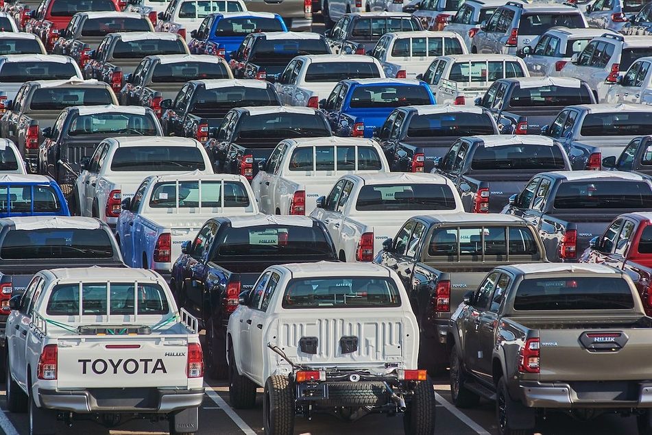 Toyota Vehicle Output Hits Record as Supply Chains Untangle ...