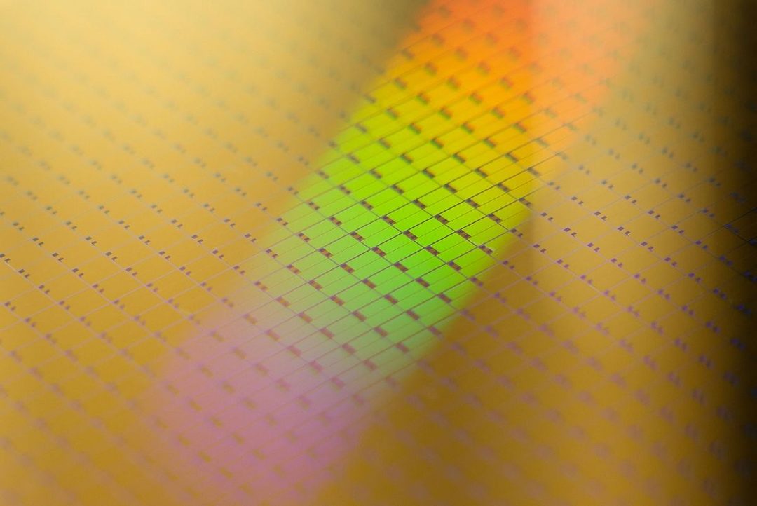 Global Chip Race Touches Off Spending Spree, Led by Intel’s $50-Billion ...