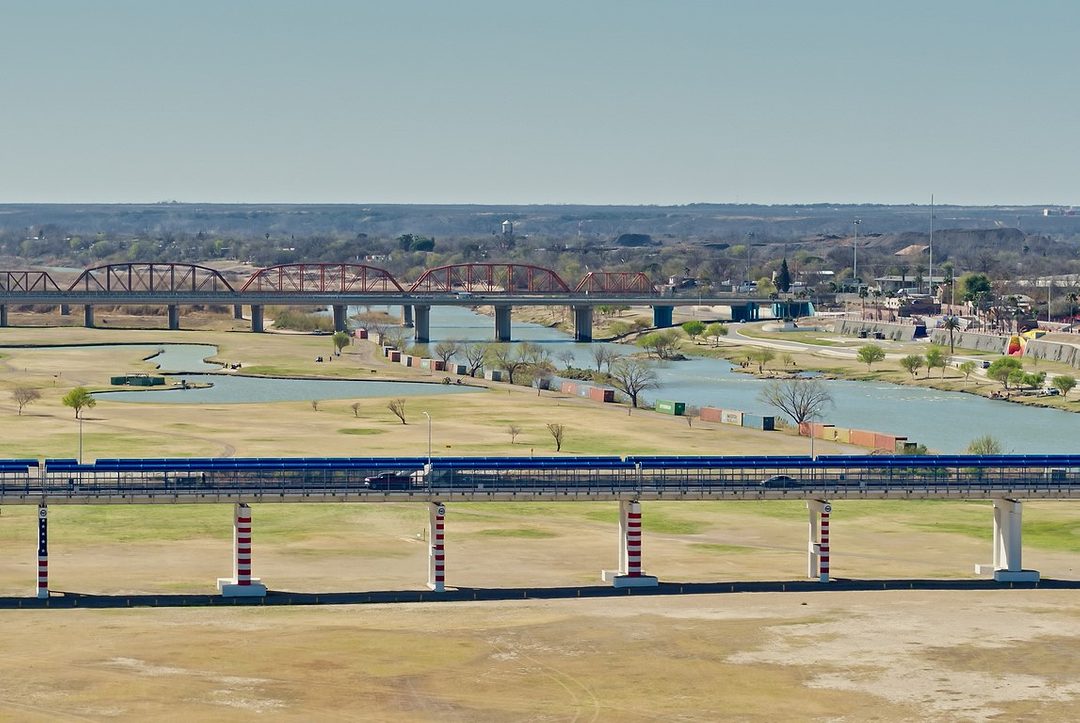 Railroads Urge Border Officials to Reopen U.S.-Mexico Crossings ...