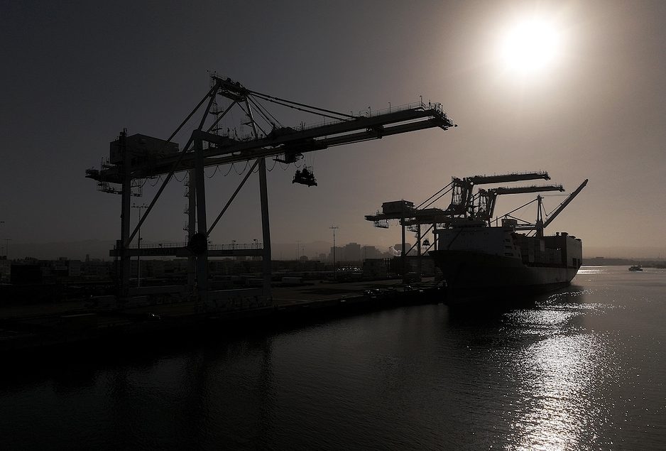 Global Shipping Activity Leaps Most Since 2010 After Red Sea Attacks ...
