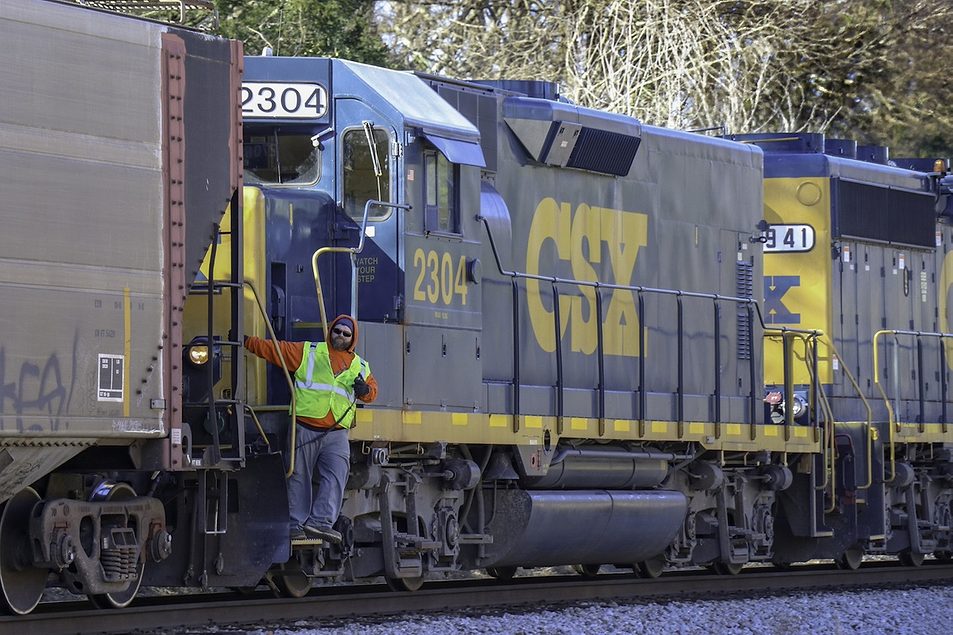 U.S. Freight Railway CSX Agrees to New Deals With Three Unions ...