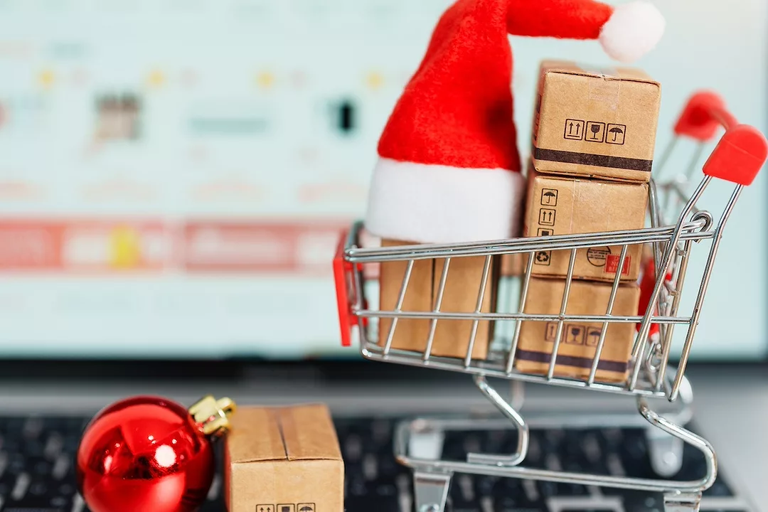 Tariffs, Inflation Cast Shadow Over Holiday Shopping Season ...
