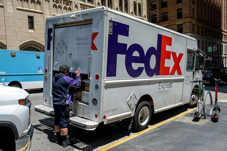 FedEx Warns of Pain Ahead With Tariffs Weighing on Demand ...